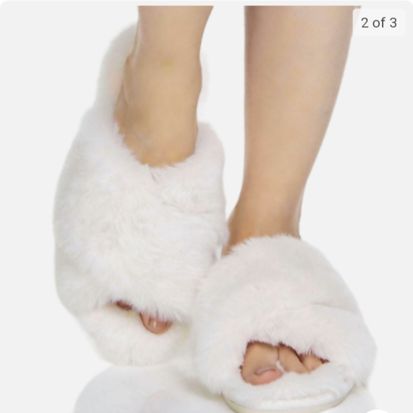 Flora Nikrooz | Shoes | Flora Nikrooz Ladies Cris Cross Slide Slippers ...
